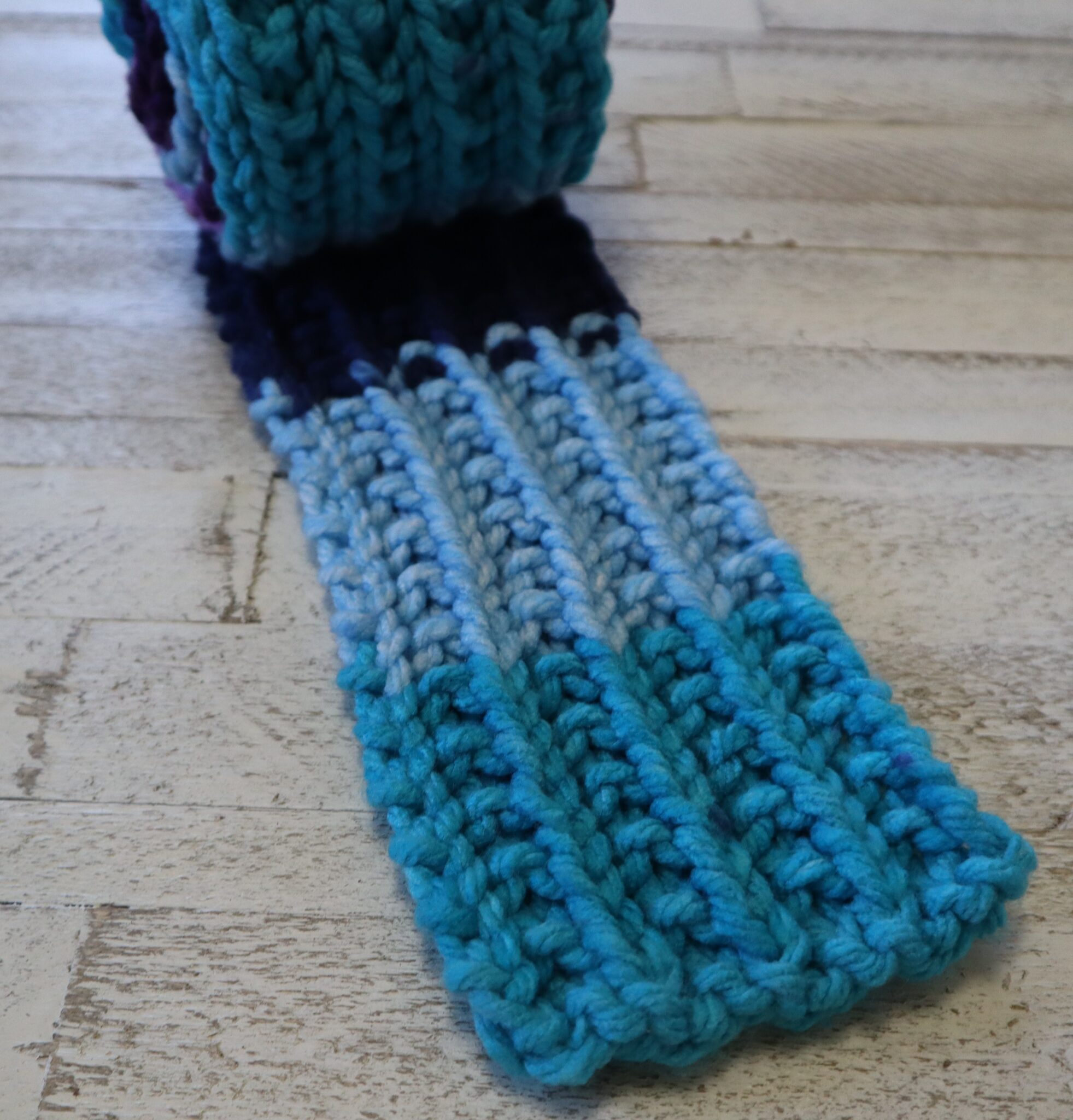 Rusty Scarf – Smells Like Yarn